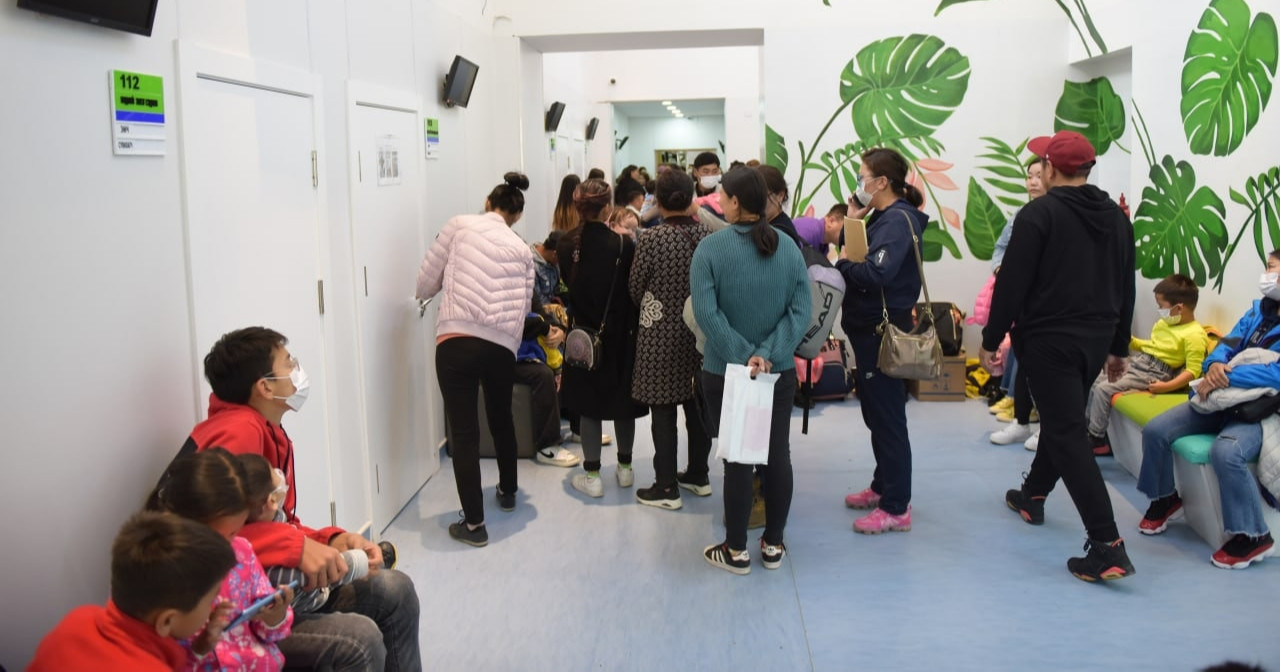 Хөгжлийн бэрхшээлтэй хүүхдүүдийг нарийн мэргэжлийн эмчийн үзлэгт